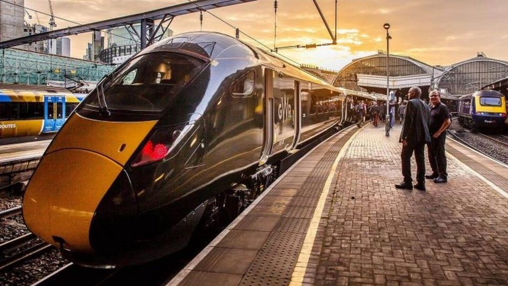 New GWR trains enter service after electrification - BBC News