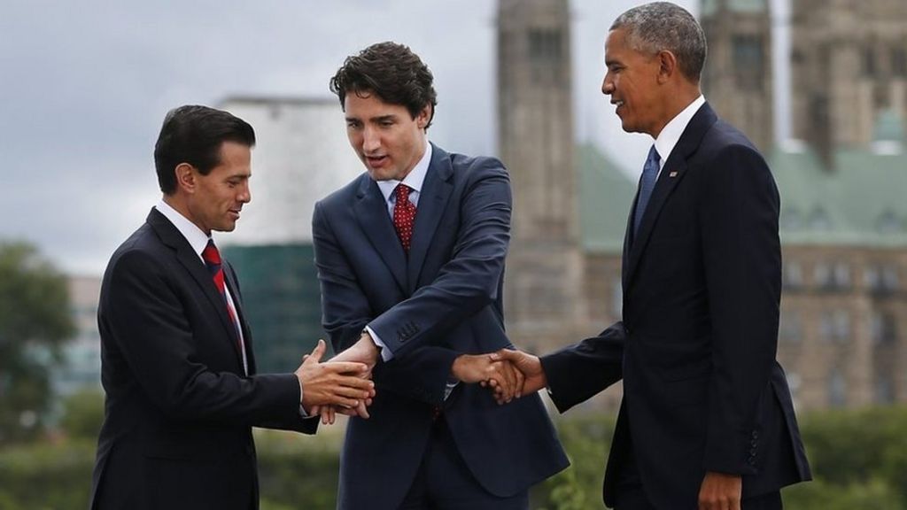 El incómodo saludo a seis manos entre Peña Nieto, Obama y Trudeau - BBC ...