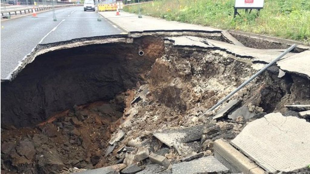 Work starts to fill huge hole in road - North West news - NewsLocker