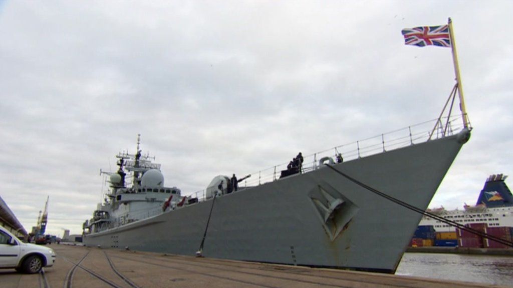 HMS York arrives at Hull docks on last Yorkshire visit - BBC News