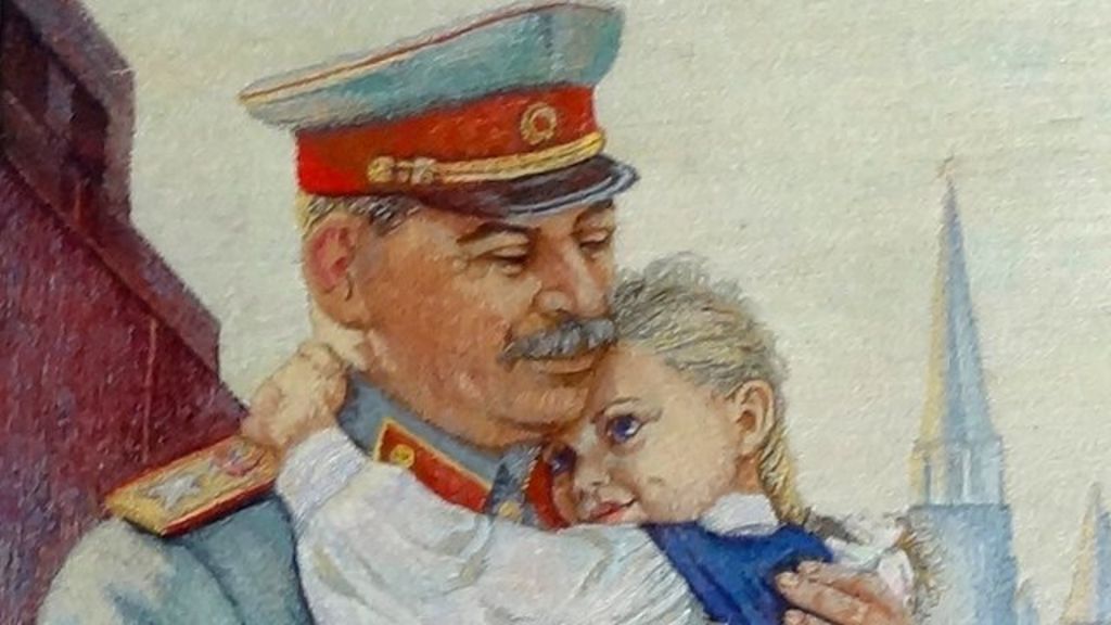 Georgia divided over Stalin 'local hero' status in Gori - BBC News