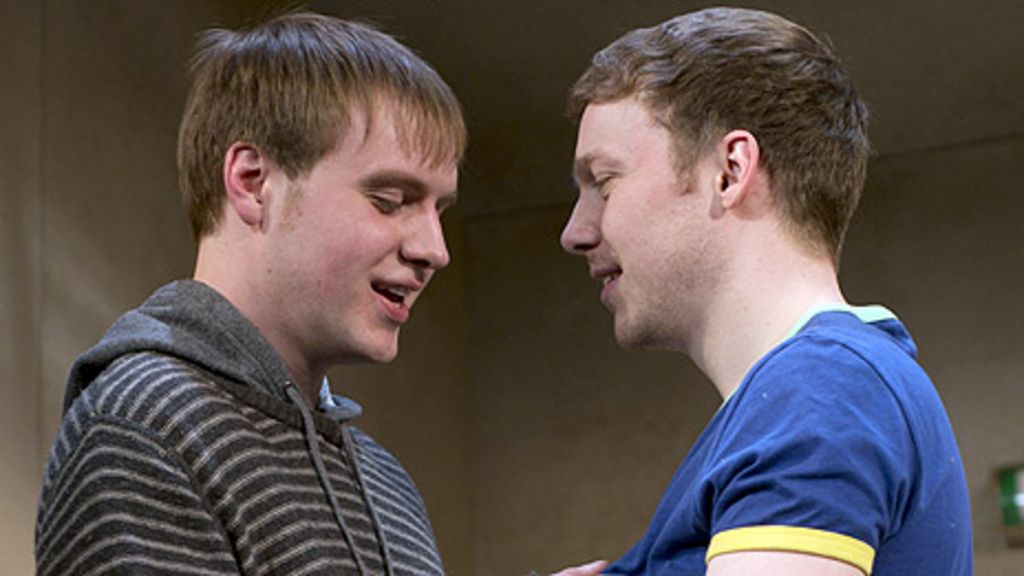 Playwright Tom Wells on Jumpers For Goalposts - BBC News