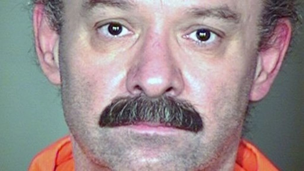 Arizona execution takes two hours - BBC News