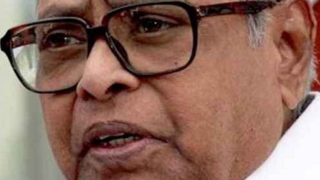 K Balachander: Tributes paid to Indian filmmaker - BBC News