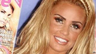 Murdoch: 'Page 3 is old fashioned' - BBC News