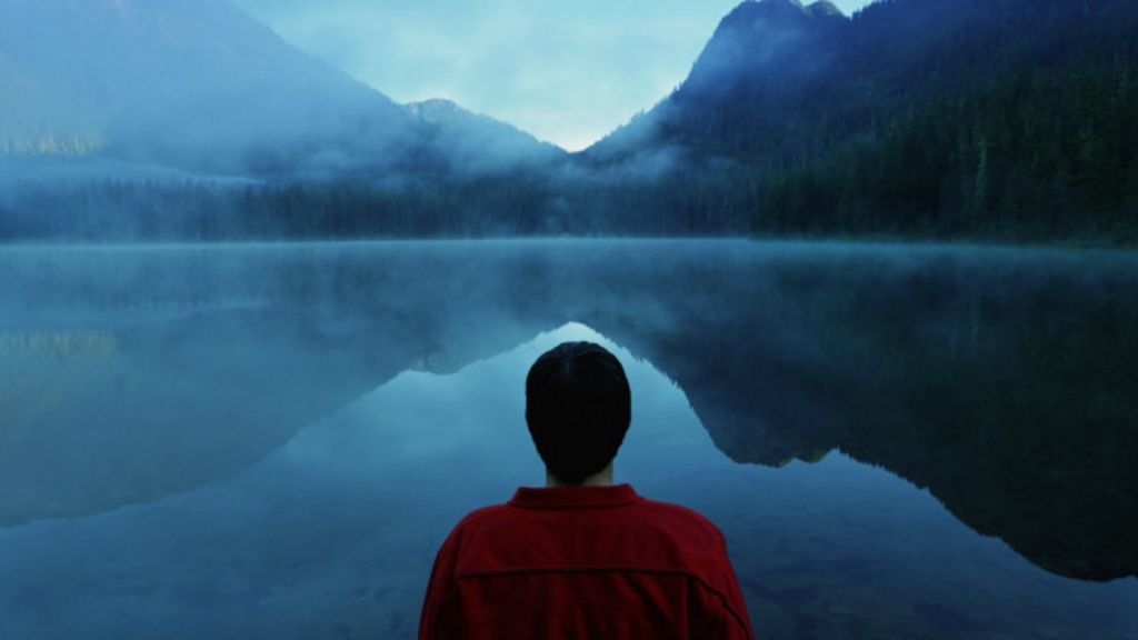 La razón por la que cuando estás triste lo ves todo distinto - BBC Mundo